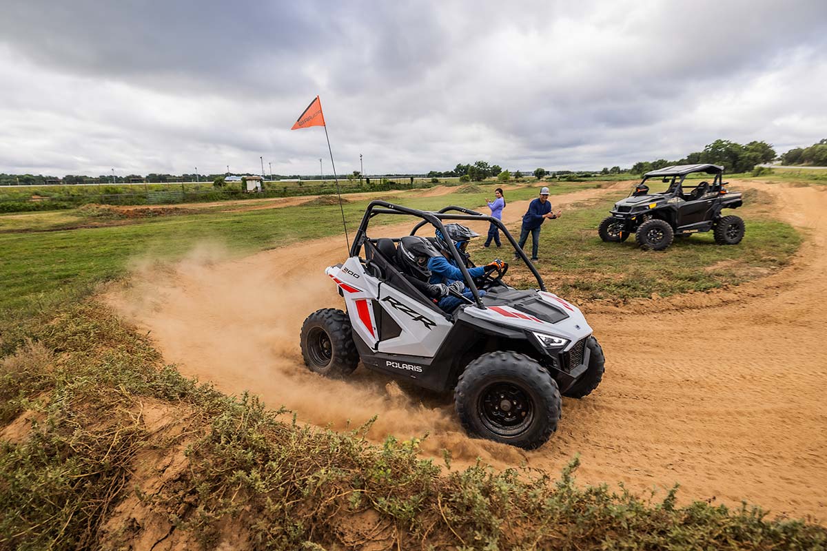 Polaris Mexico:Rzr 200 EFI
